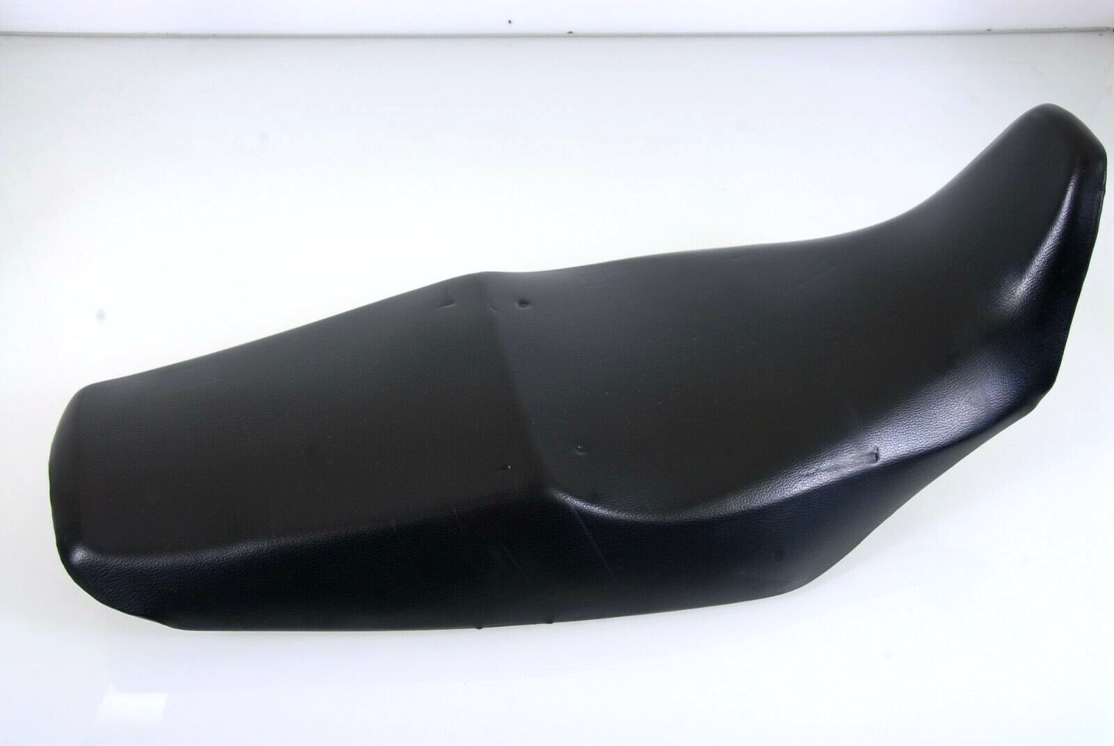 Sitzbank Suzuki GS 500 E 1991-98 Fahrersitz Sitz F21 Pos.9 – MTS-Bike